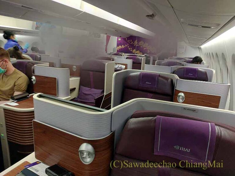 タイ国際航空TG642便バンコク発成田行きビジネスクラス搭乗記