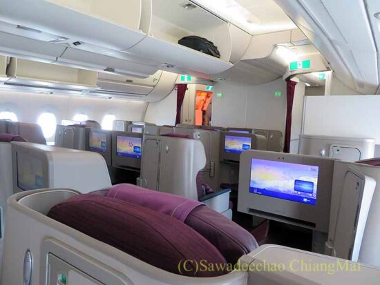 タイ国際航空TG643便成田発バンコク行きビジネスクラス搭乗記